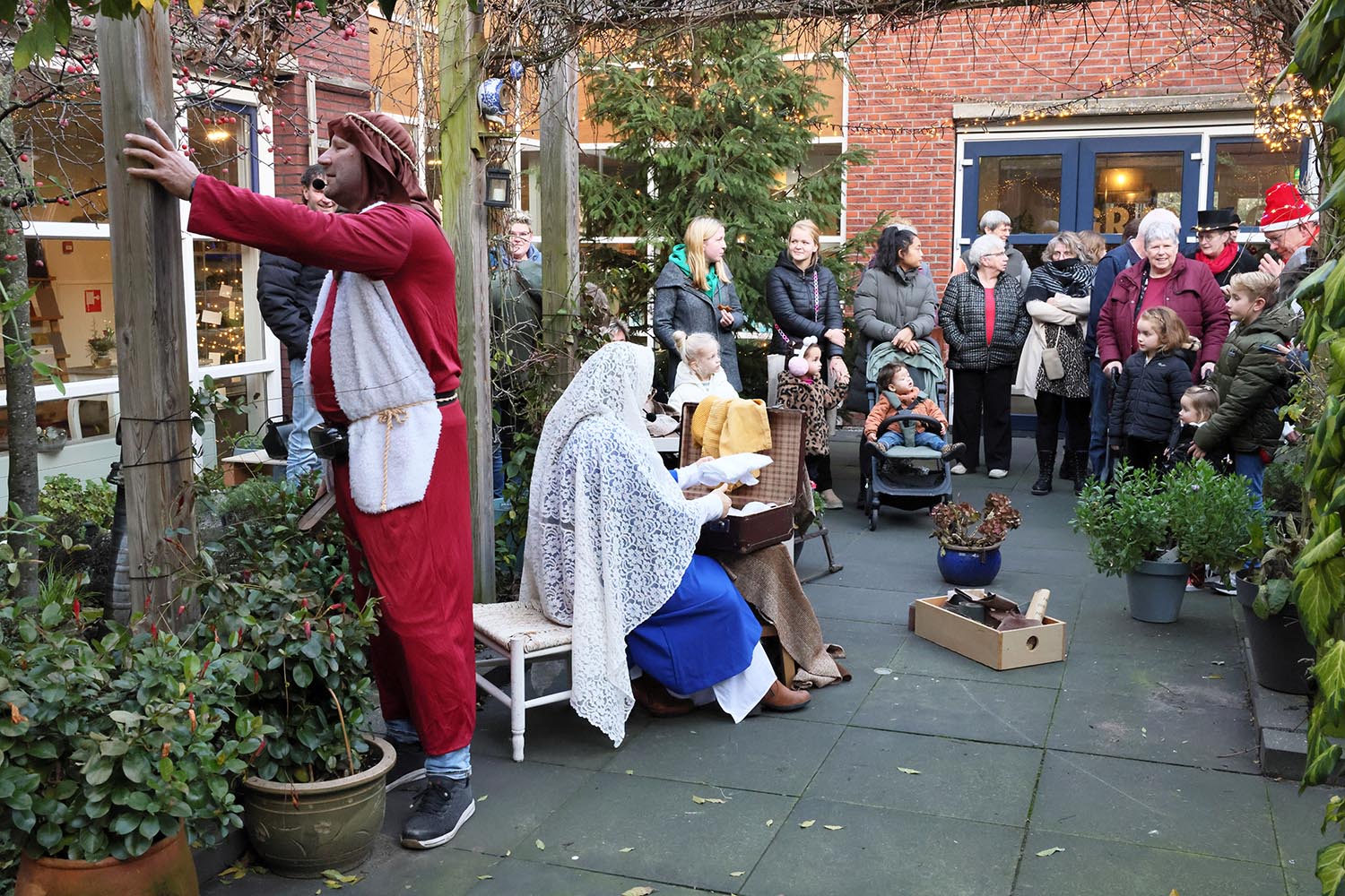 Kerstverhaal Brugstede: een stuk met een lach en een traan - Sukerbiet.nl