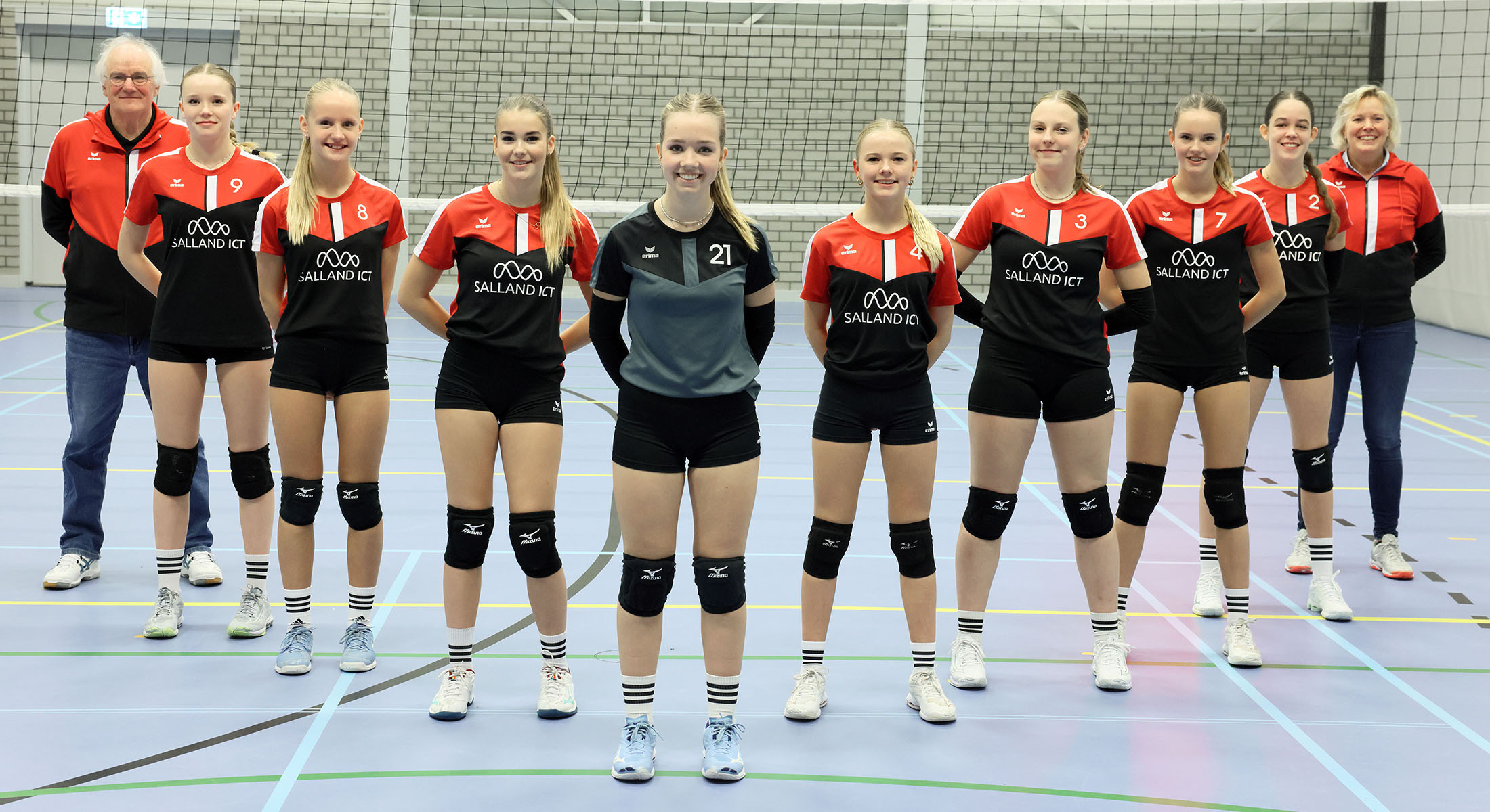 De Bevers meisjes B1 kampioen van de Hoofdklasse C Noord. - Sukerbiet.nl